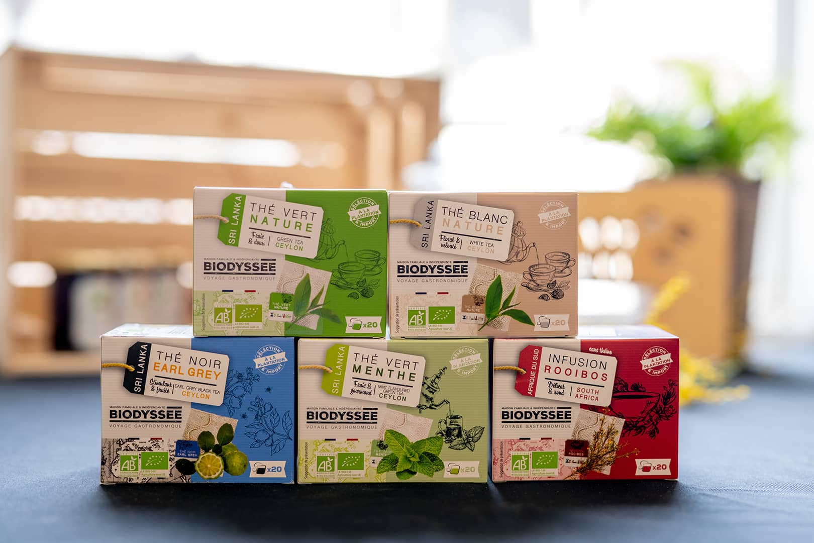 Boite de 20 sachets de thés BIO - Biodyssée - Les 3 Paniers - Livraison ...